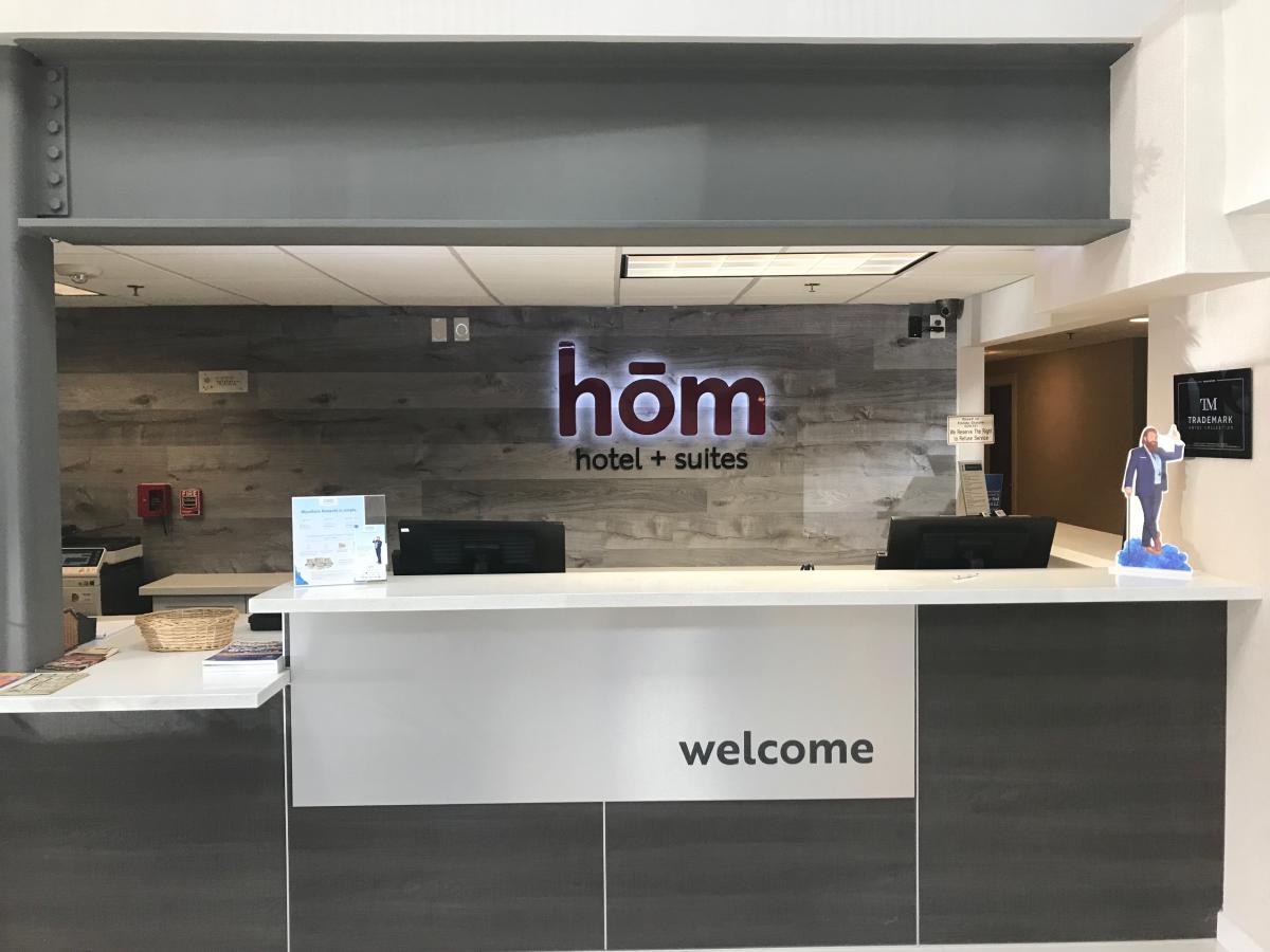 Hom Hotel & Suites Gainesville, a SureStay Collection by Best Western ...