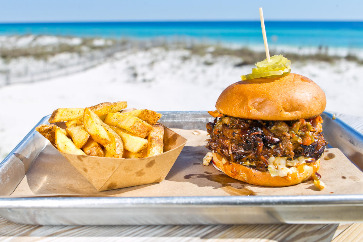 Fish Heads Pensacola Beach in Pensacola Beach | VISIT FLORIDA