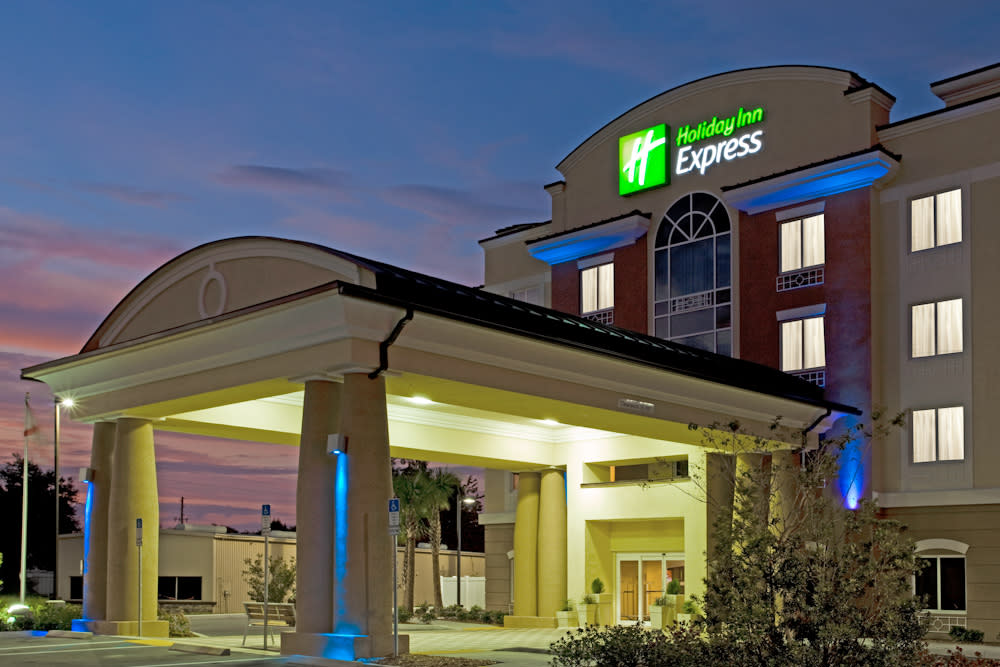 Holiday Inn Express, Crystal River in Crystal River | VISIT FLORIDA