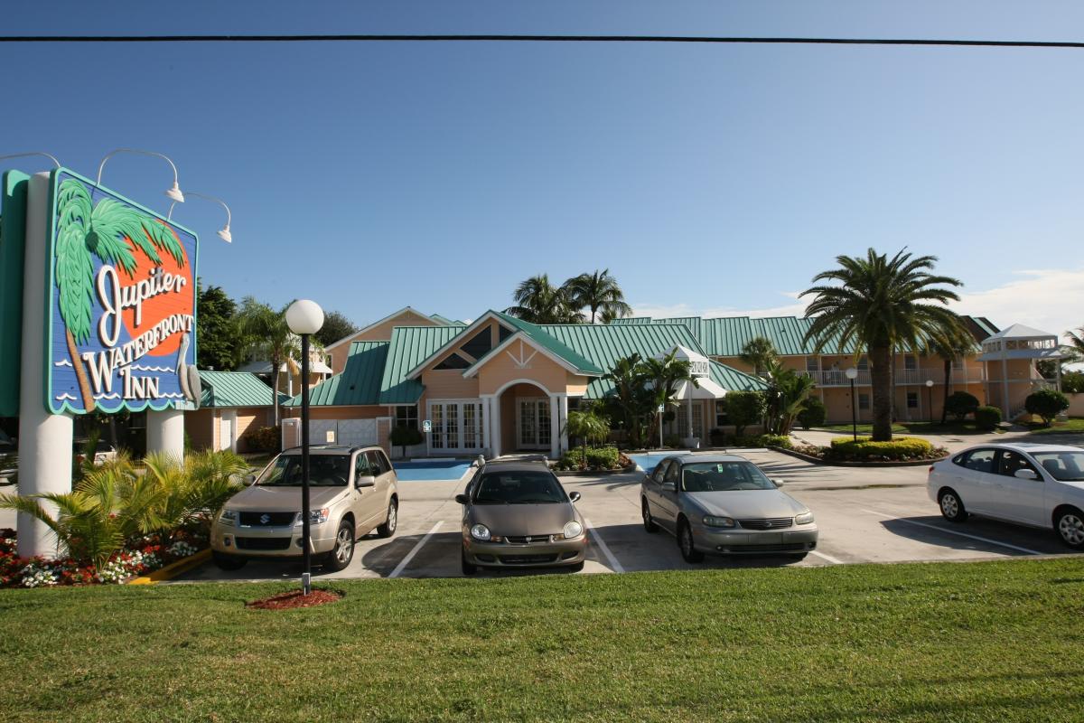 Jupiter Waterfront Inn in Tequesta | VISIT FLORIDA