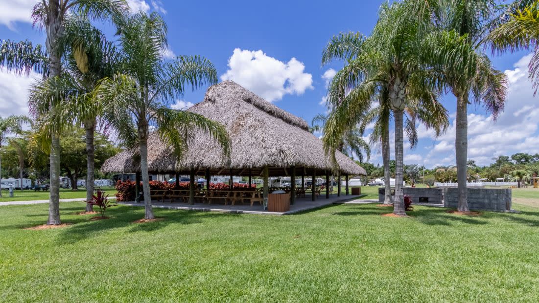 Encore Miami Everglades RV Resort in Miami | VISIT FLORIDA