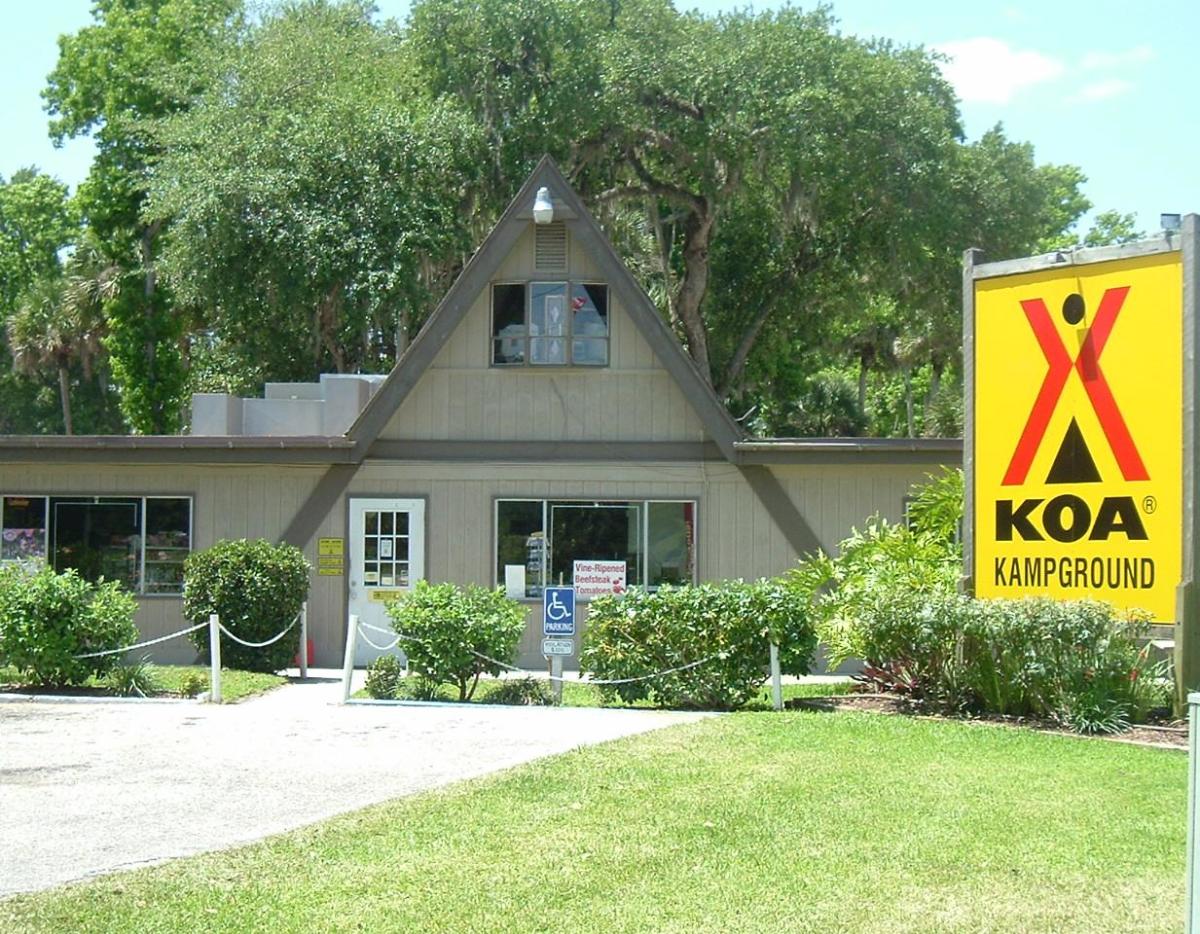 Titusville Kennedy Space Center KOA in Mims | VISIT FLORIDA