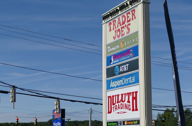 1000 BALL HILL ROAD | Warwick, RI