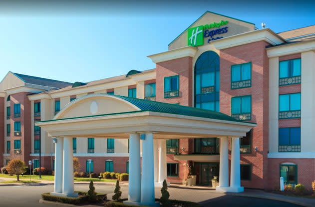 HOLIDAY INN EXPRESS HOTEL & SUITES | Warwick, RI