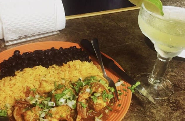 LA FAMILIA TACOS | Warwick, RI