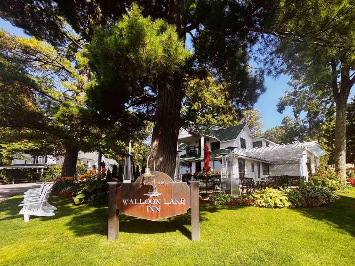 Walloon Lake Inn