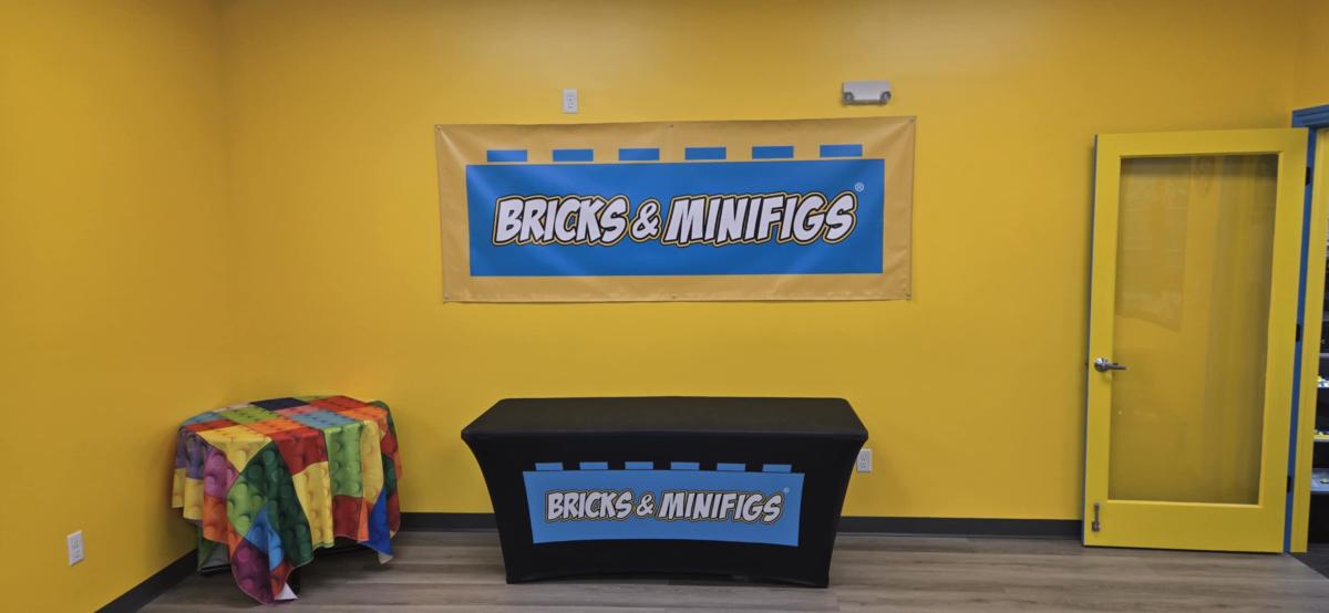 Bricks & Minifigs Wichita