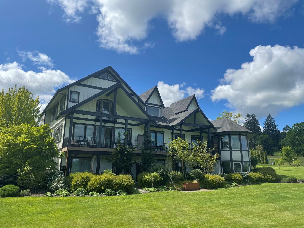 The Setting Inn Willamette Valley