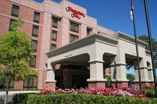 Hampton Inn Wilmington - University Area/Smith Creek Station ...