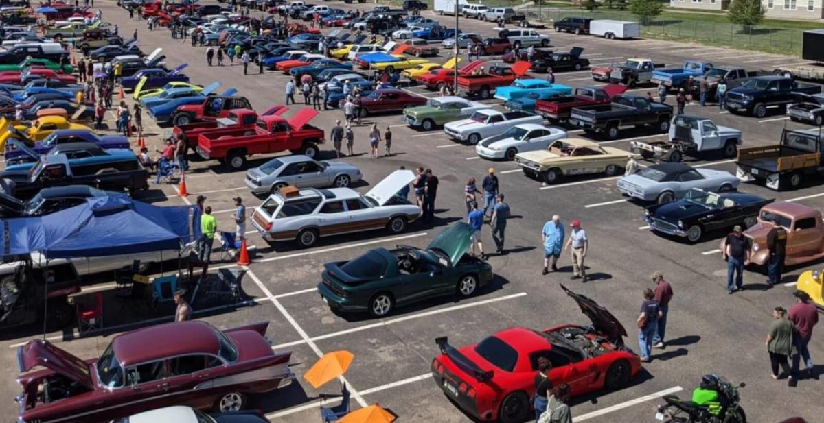 WyoTech Car Show