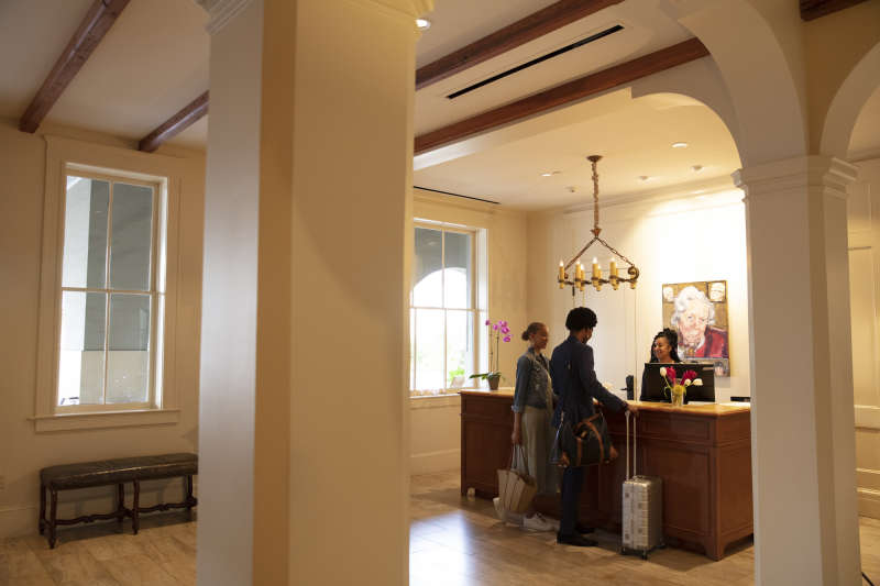 Southern Hotel Art & History Tour | Covington, LA 70433