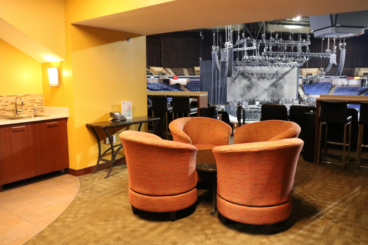 Premium Experiences | Suites & Hospitality | DCU Center Worcester, MA