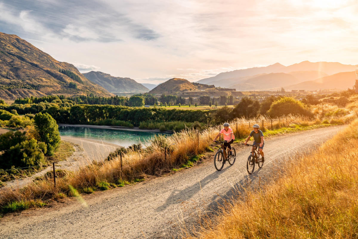 Spectacular Bike Trails and Must-Stops Along the Way | Queenstown NZ