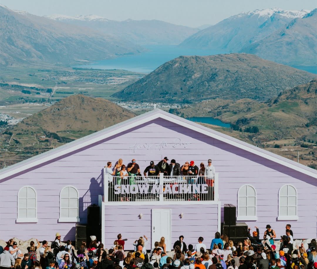 Five Reasons to Book a Spring Ski Trip | Queenstown, NZ