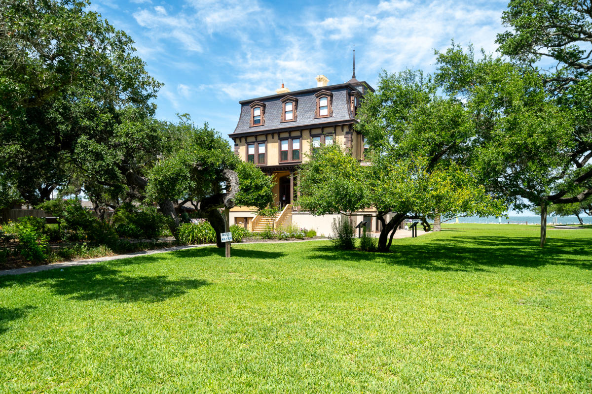 Fulton Mansion State Historic Site