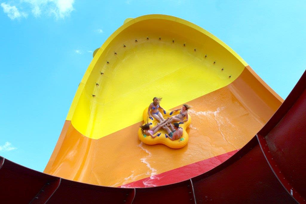 Raging Waves Waterpark