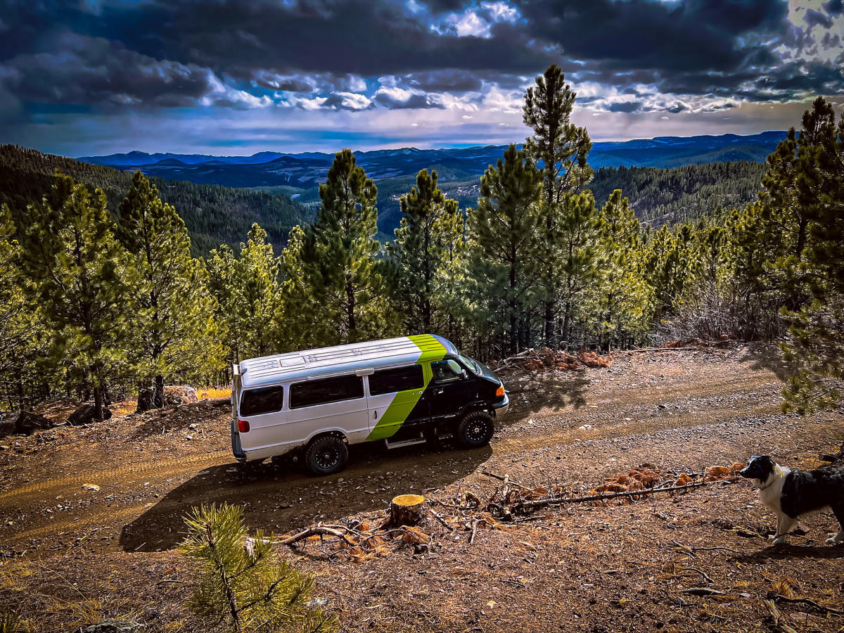 Hidden Hills Backroad Tours