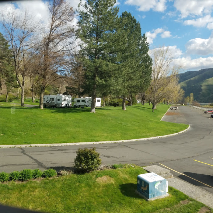 Boyer Park & Marina / Snake River KOA Holiday | WA