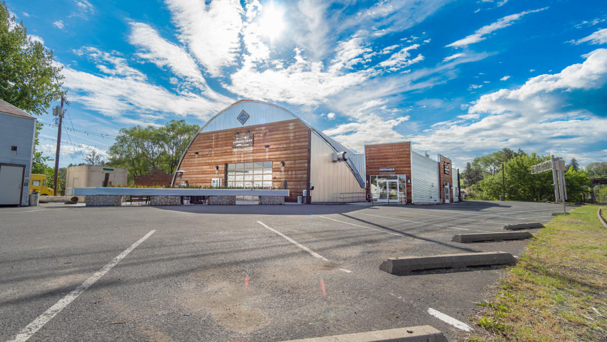 Lumberyard Food Hall | Pullman, WA
