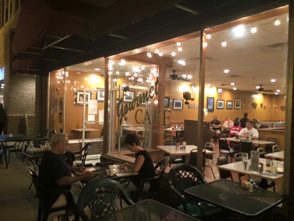 Gourmet Cafe