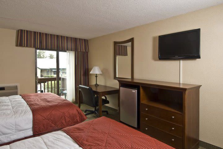 Clarion Inn & Suites