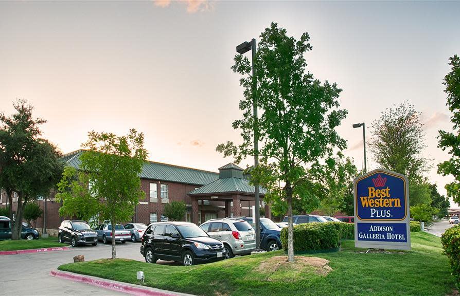 BEST WESTERN PLUS Addison Galleria Hotel