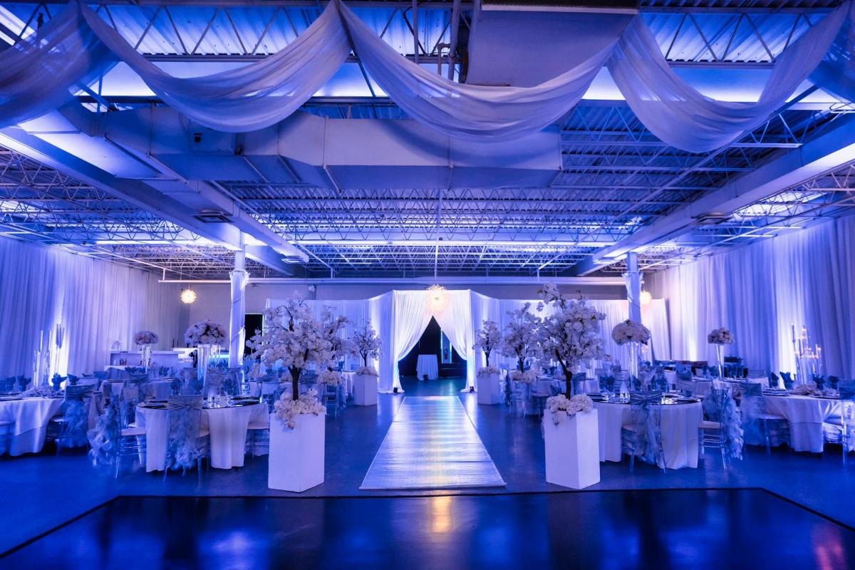 La Place | Akron, OH