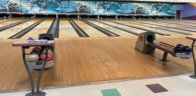Station 300 Bowling Alley | Akron, OH