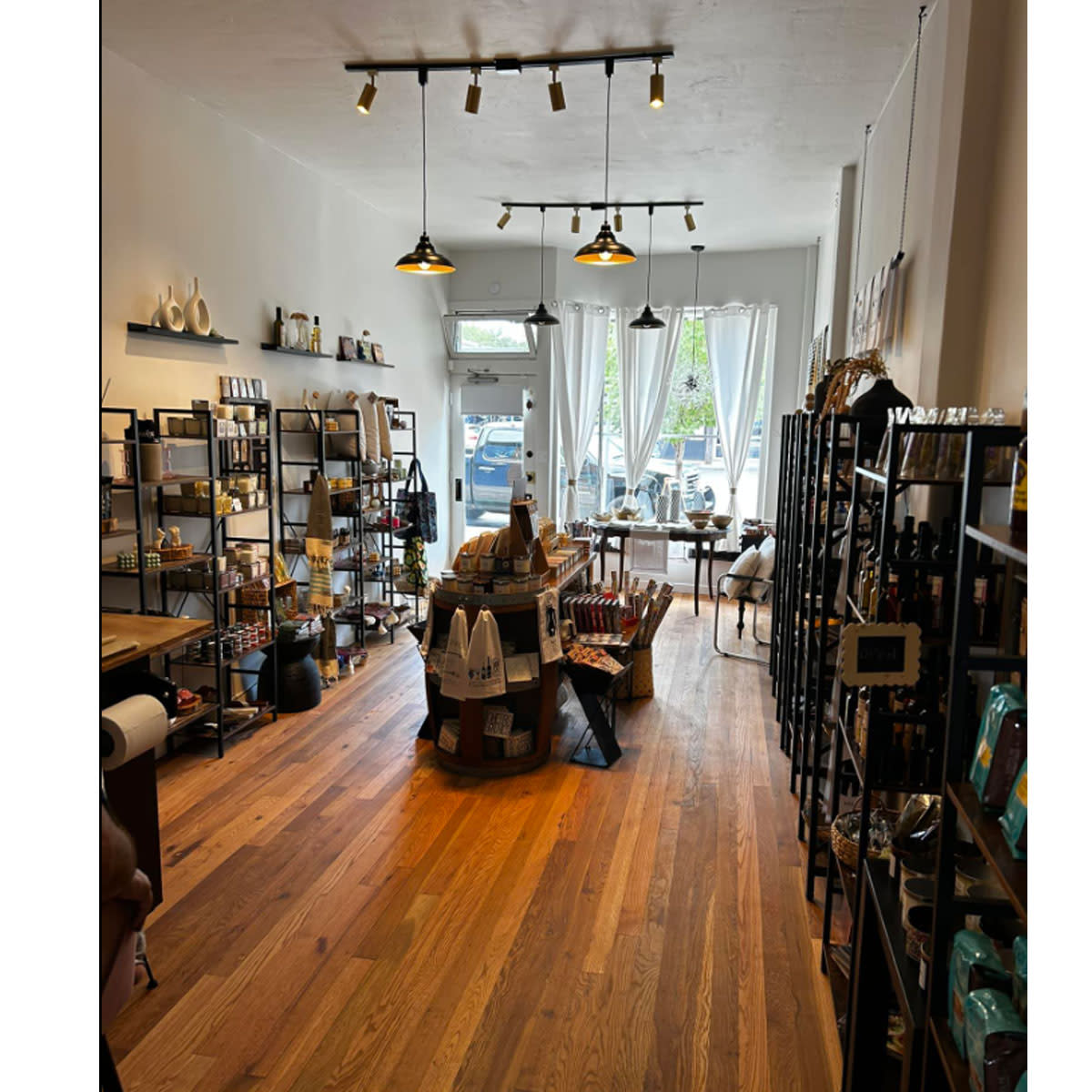 What's In Store - Gift Shop