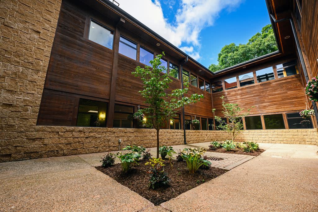 BrightWorks Forest Cove