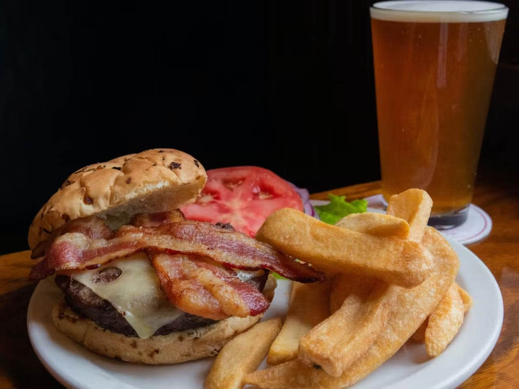Casey's Tavern | Destination Ann Arbor