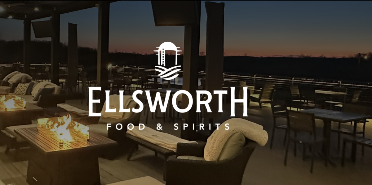 Ellsworth Food & Spirits at Lake Forest
