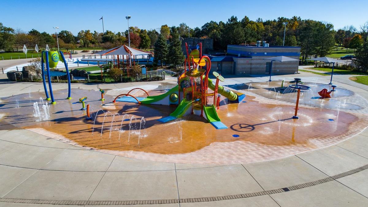 Rolling Hills Water Park