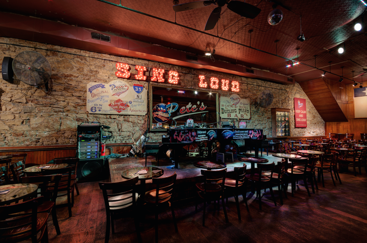 Piano Bar