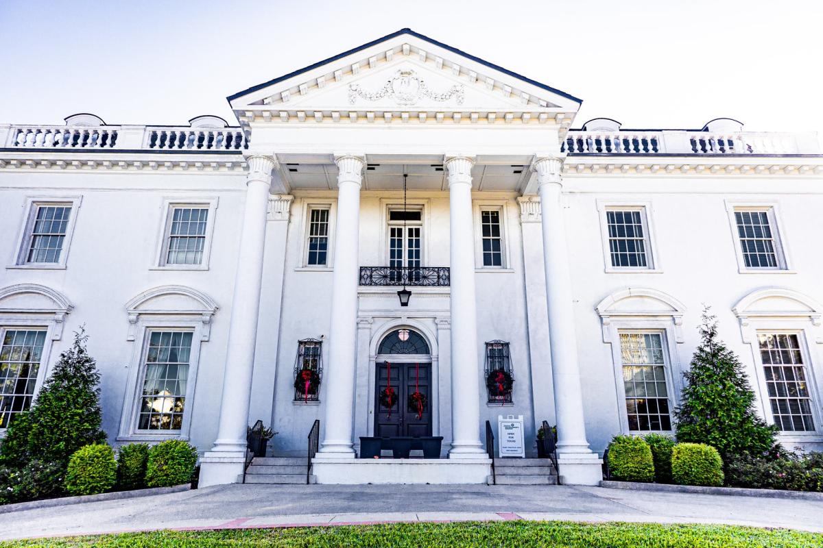 Louisiana Governors Mansion Photos Show What The Governor's Mansion