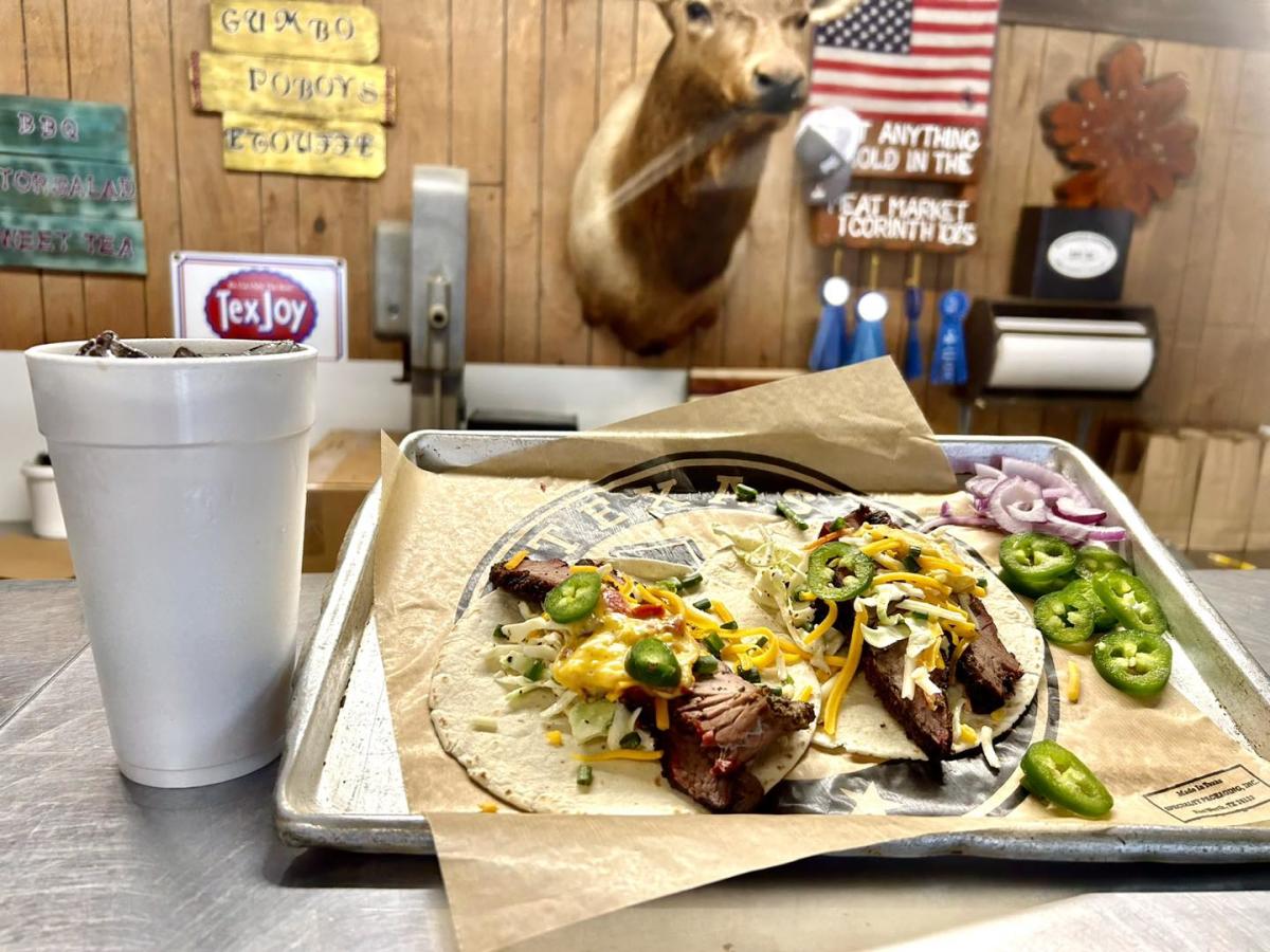 Butchers Korner | Nederland, TX 77627