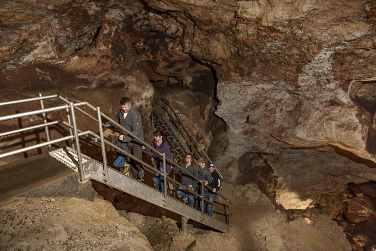 Jewel Cave National Monument