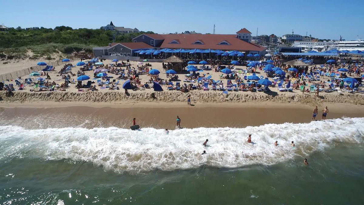 Ballard's Beach | Block Island, RI