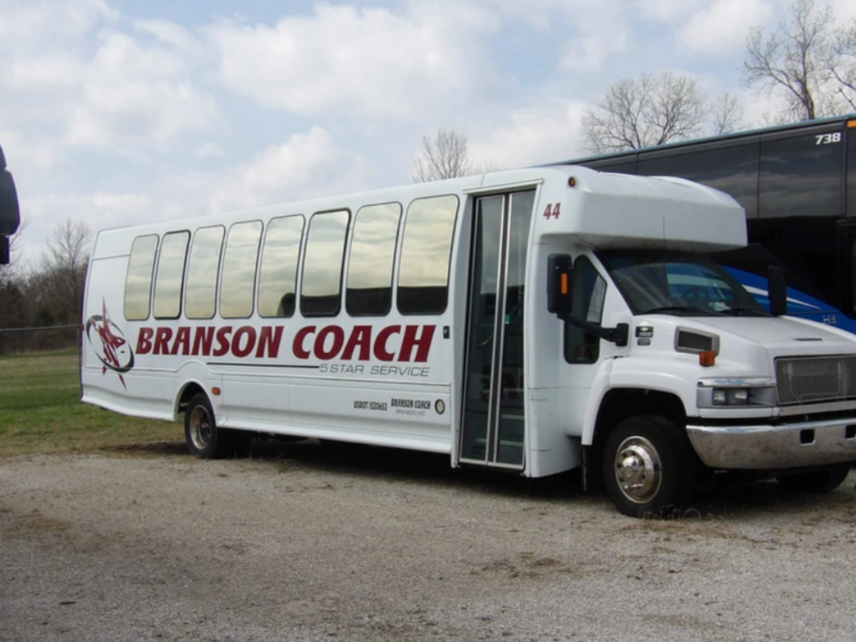 Branson Coach | Branson, MO