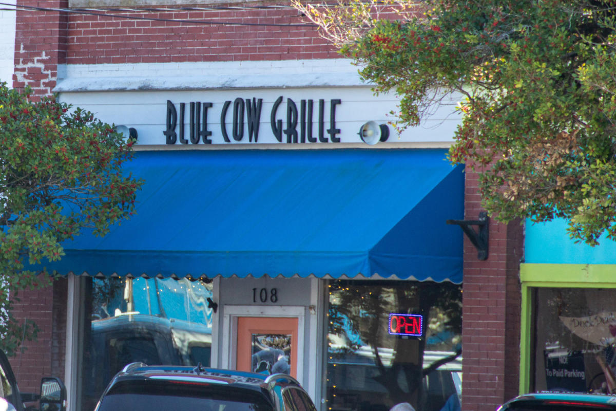 Blue Cow Grille | Southport, NC 28461