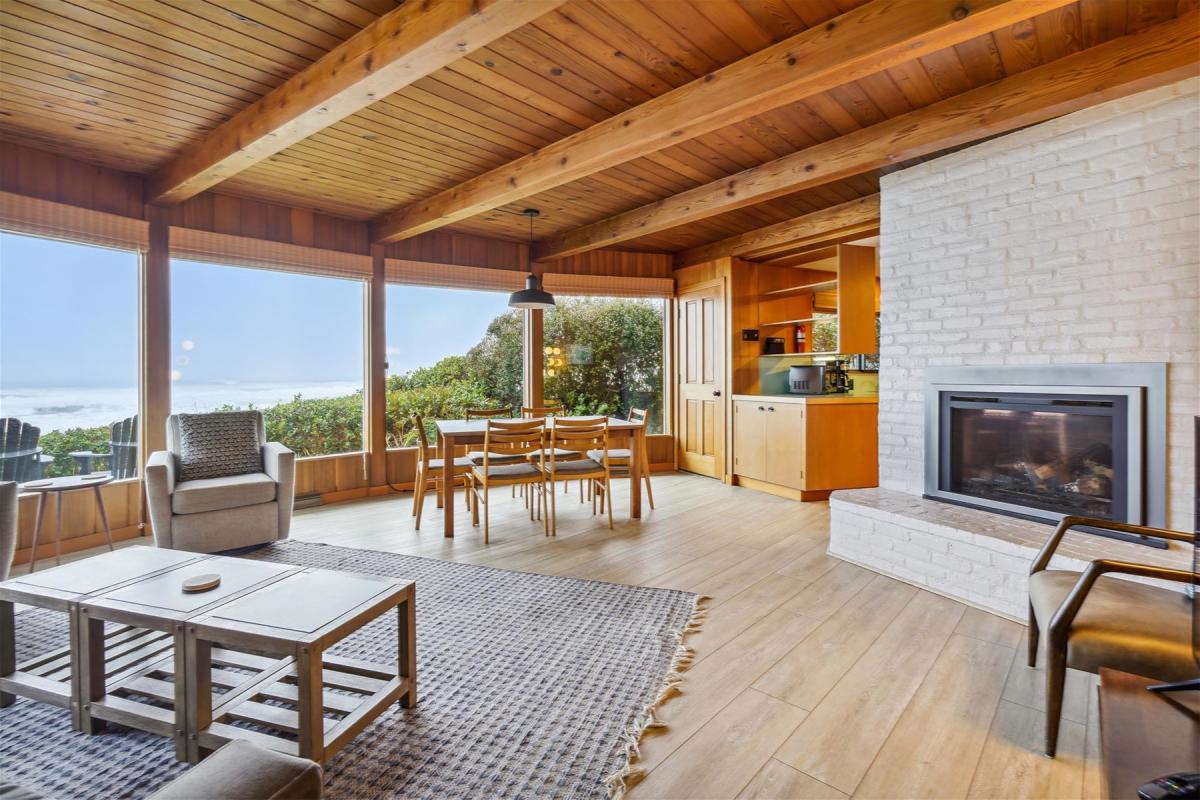 Pacific Knoll - Beachcomber Vacation Homes | Cannon Beach, OR