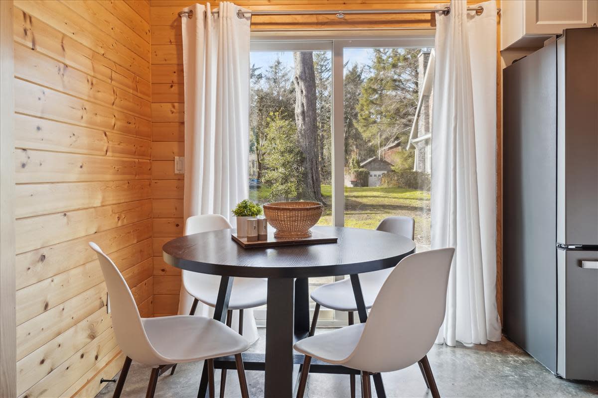 Driftwood Cottage - Beachcomber Vacation Homes | Cannon Beach, OR