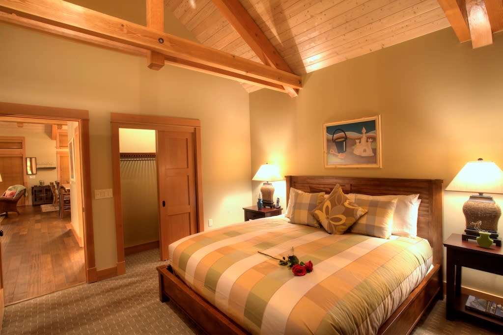 The Lodges at Cannon Beach - Beachcomber Vacation Homes | Cannon Beach, OR