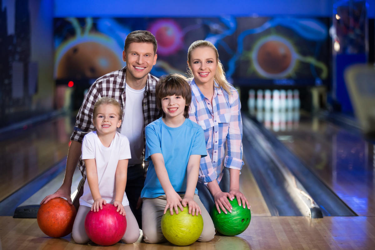 Palace Bowling & Entertainment Center