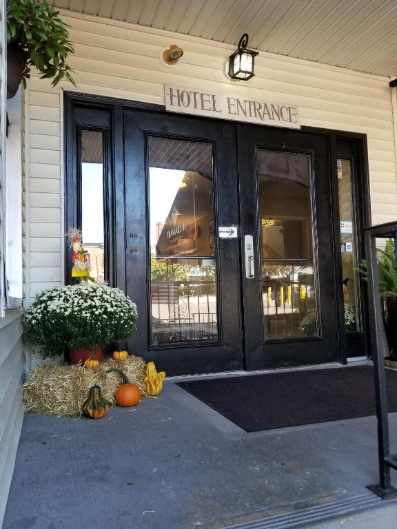 Mainstay Inn