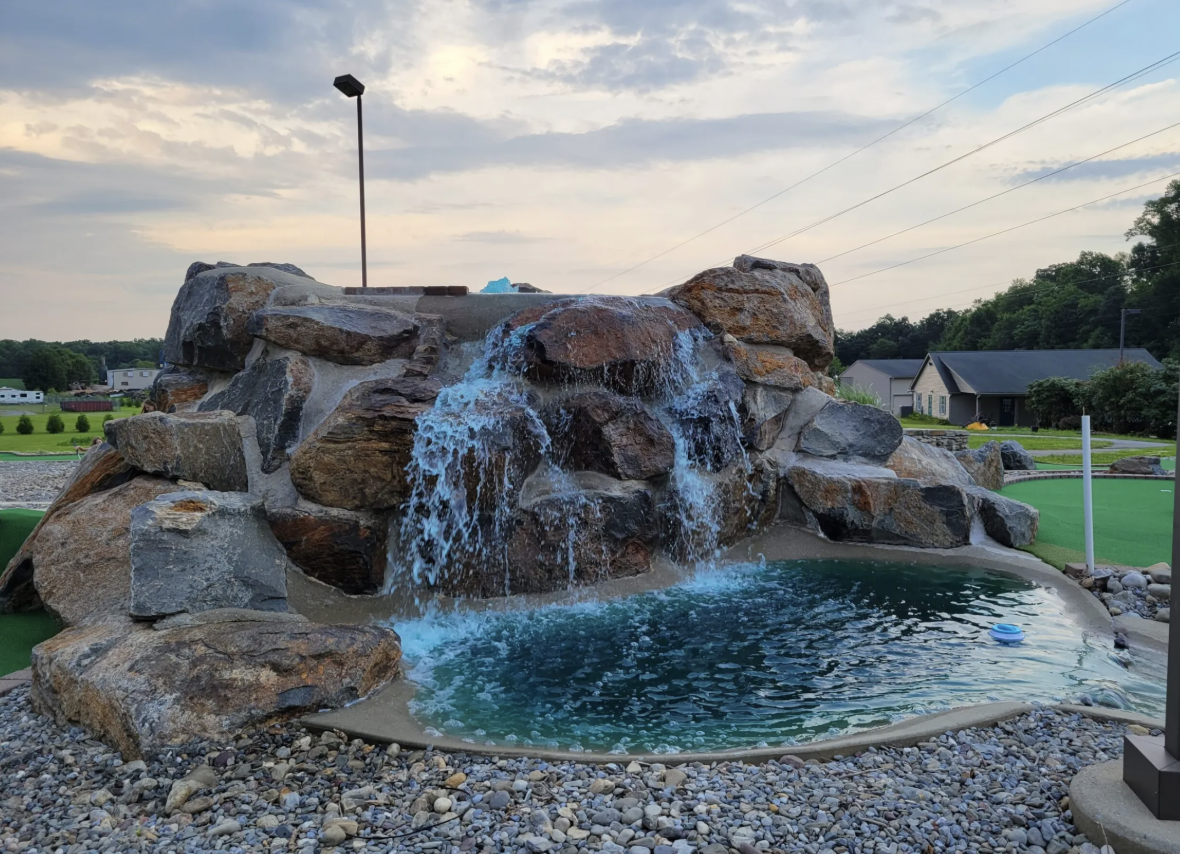 Timber Falls Mini Golf