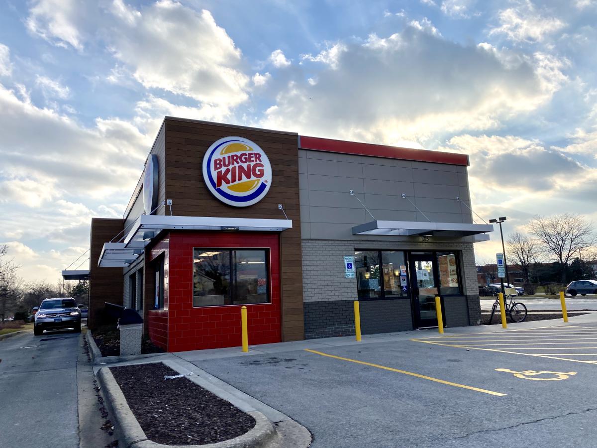 burger king outside background