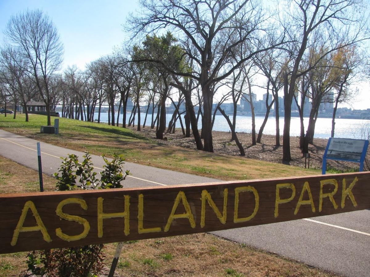 Ashland Park | Clarksville, IN 47129