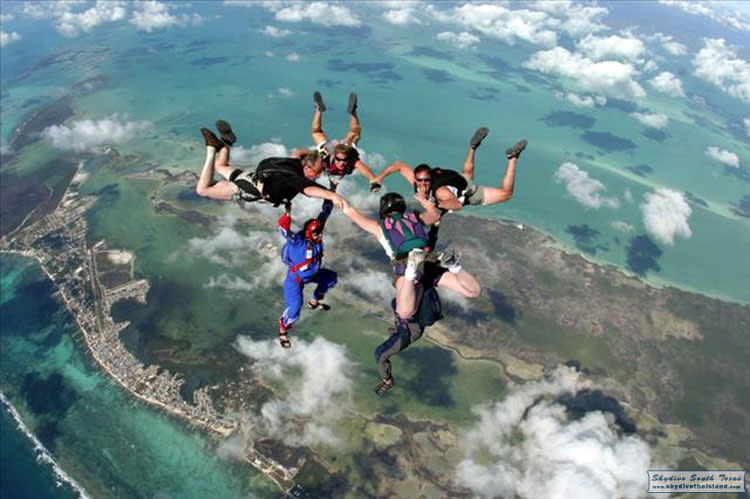 skydiving stratford