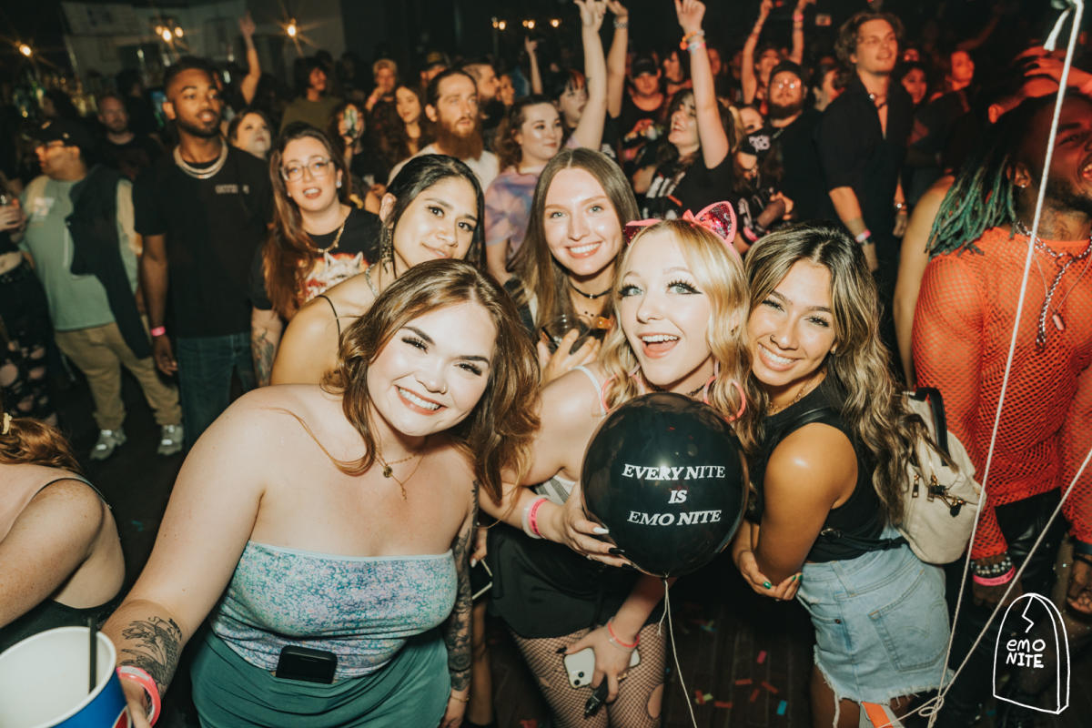 Emo Nite